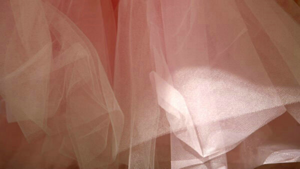 Types of Chiffon Fabric: Everything You Need to Know - Comfort