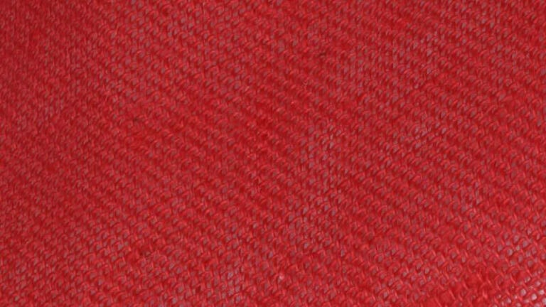 Polyester vs Cotton: Exploring the Pros and Cons - Comfort