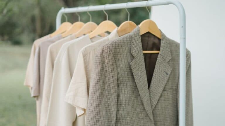 From Silk to Polyester: Exploring the Different Types of Lining Fabric ...