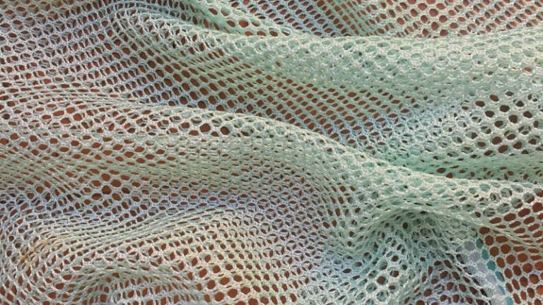 Mesh Fabric: What It Is, Characteristics, Uses, and More - Comfort